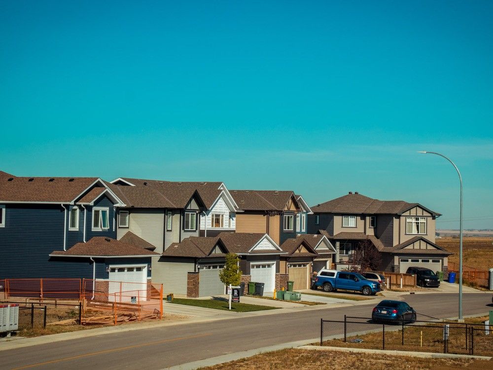 Strathmore's new lake community offers relaxed, active lifestyle ...