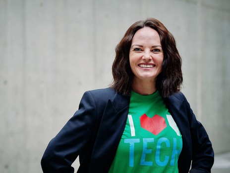 Calgary author Simon Rose explores a 'nasty, horrible dystopian world ...