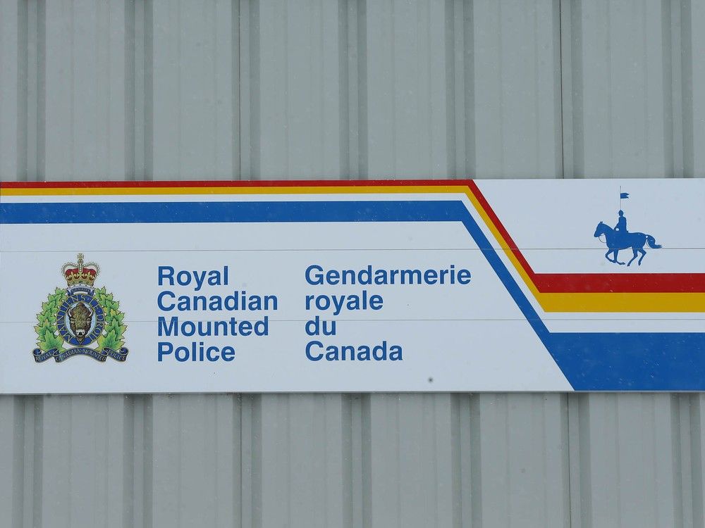 Alberta halts plan to dump RCMP for provincial police force | Calgary ...