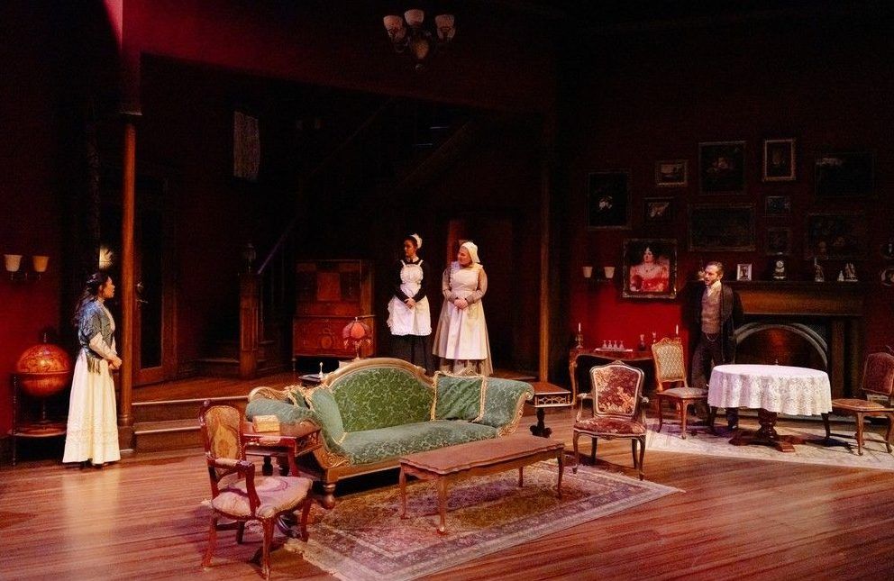 Review: Vertigo's Gaslight gets contemporary twist but retains gothic ...