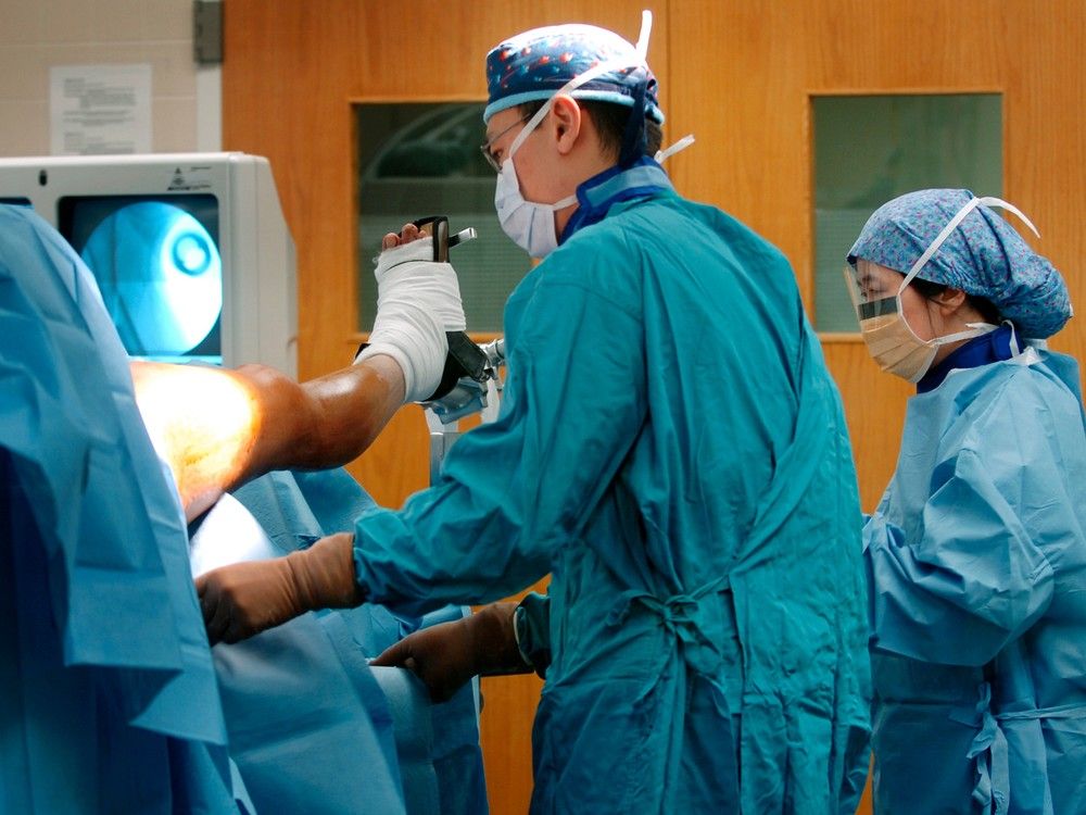 Long wait times for hip replacement in Alberta prompts Calgary man to ...