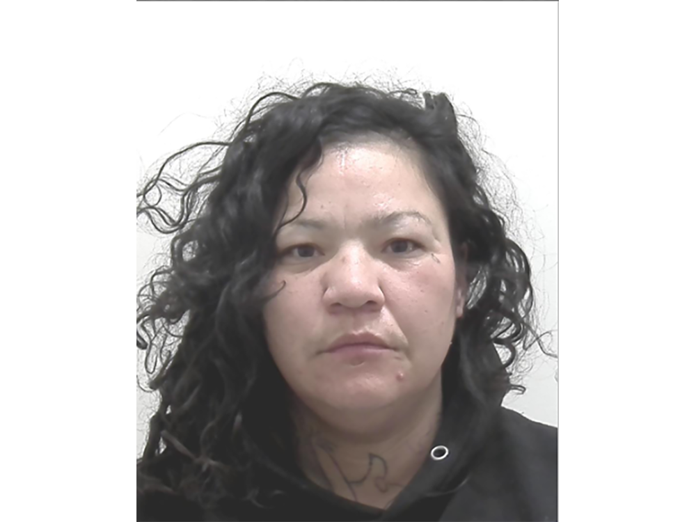 Convicted killer Natalie Pasqua sought in downtown robbery | Calgary Herald