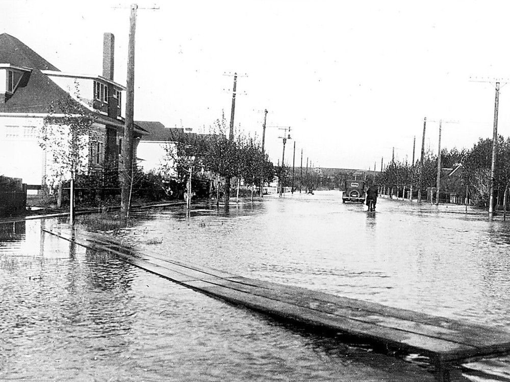 Unforgettable photos from historic southern Alberta floods | Calgary Herald