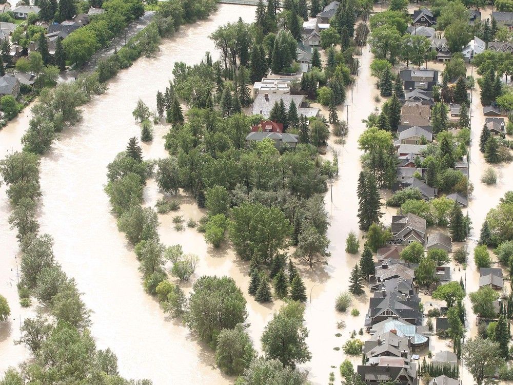 Aerial shots from the flood of 2013 in Calgary and southern Alberta ...