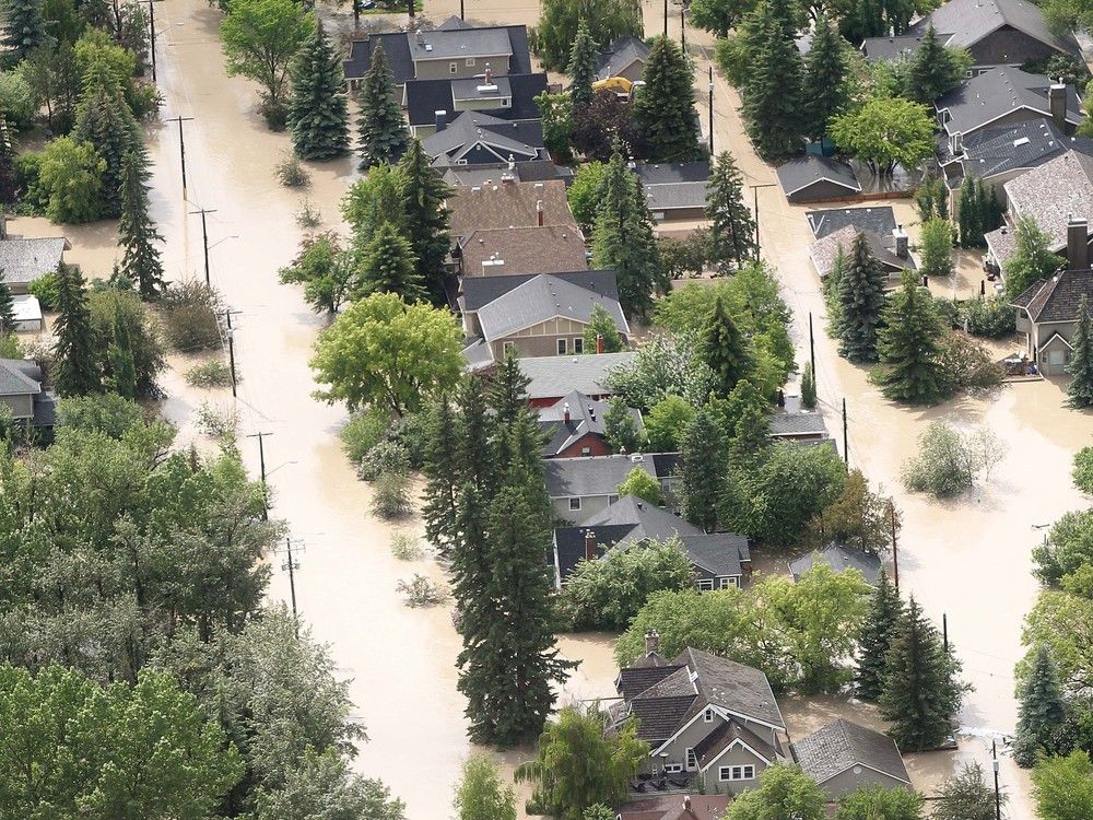 Aerial shots from the flood of 2013 in Calgary and southern Alberta ...