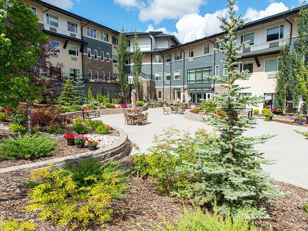 Evanston Summit promotes an active, independent lifestyle | Calgary Herald