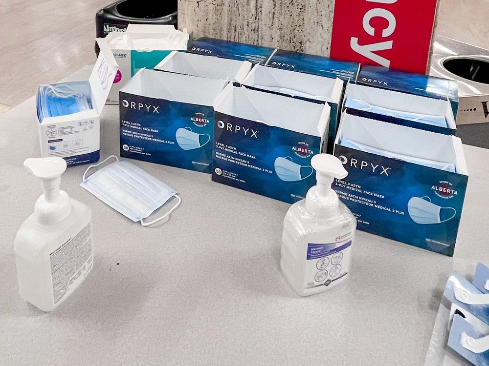 AHS mask mandate in effect at southern Alberta hospital | Calgary Herald