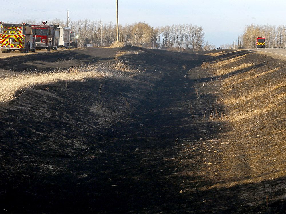 Residents near Airdrie briefly evacuated due to grassfire | Calgary Herald