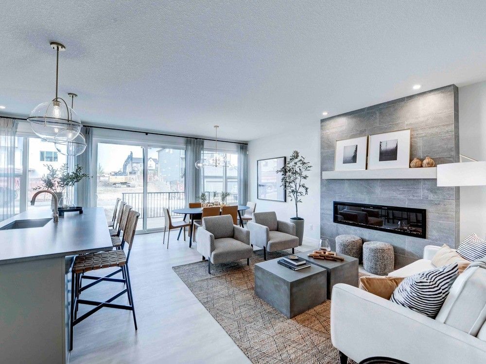 Cedarglen's Lacombe ideal for large families | Calgary Herald