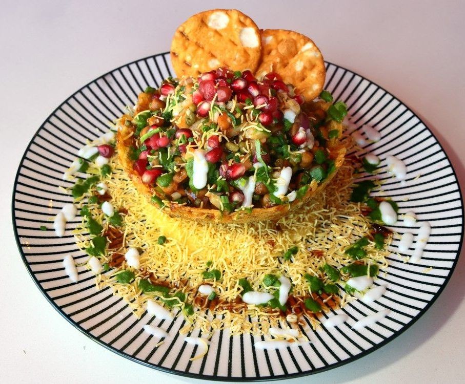 Chorney-Booth: Bombay Tiger roars into Kensington with pan-Indian menu ...