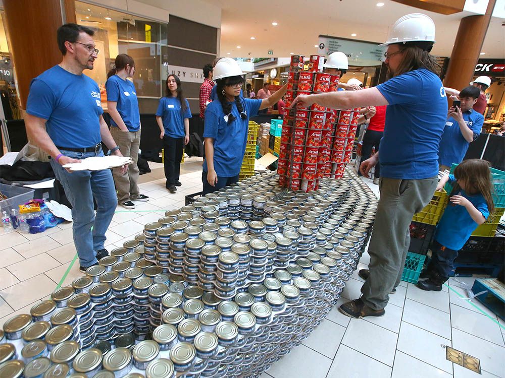 Calgary photographers out and around town for the April 5-7 weekend ...