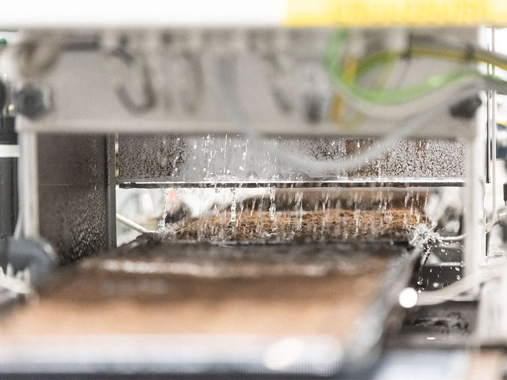 Largest vertical farm in Canada opens in southeast Calgary | Calgary Herald