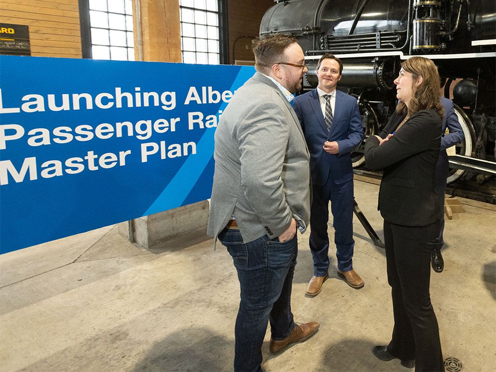 Province eyes commuter, Edmonton-Calgary passenger rail links by 2040s ...