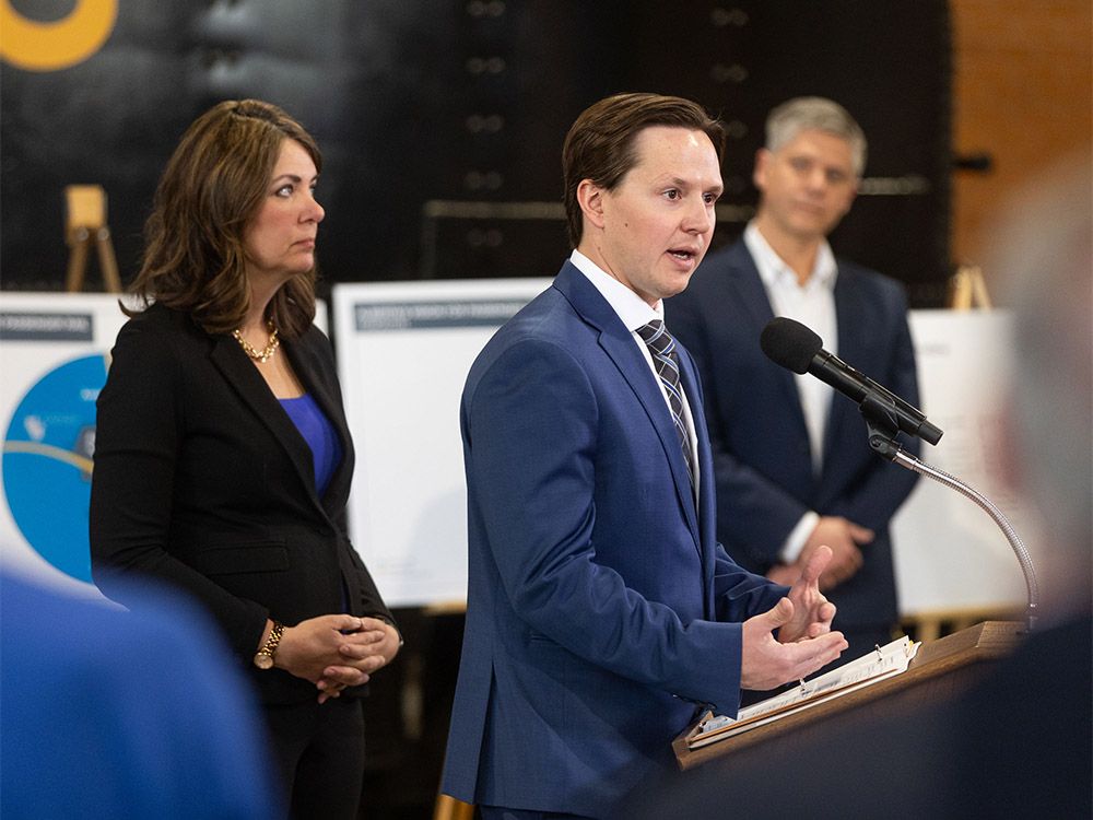 Province eyes commuter, Edmonton-Calgary passenger rail links by 2040s ...