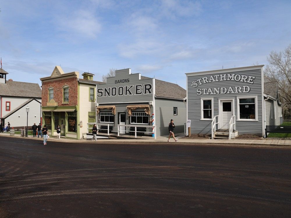 Sheldon Smithens to host live auctions at Heritage Park in Calgary ...