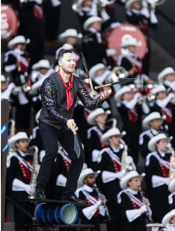 Circus artists clown around with Stampede Showband in magical show ...