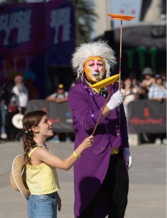 Circus artists clown around with Stampede Showband in magical show ...