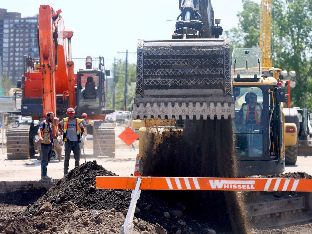 New concerns over Calgary water mains mean outdoor restrictions stay ...