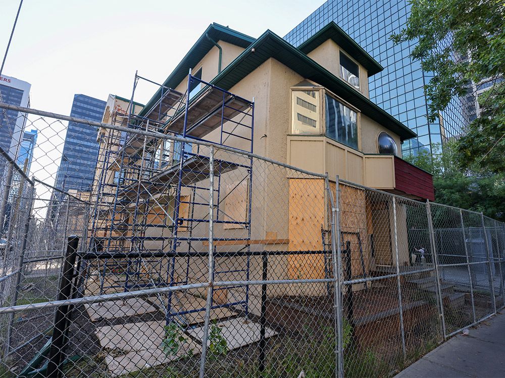 Vacant office buildings to be demolished for 33-storey mixed-use tower ...