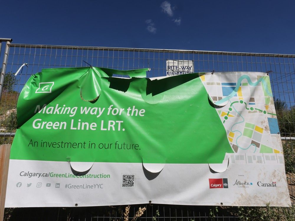 Smith insists on above-ground Green Line in meeting with Gondek ...