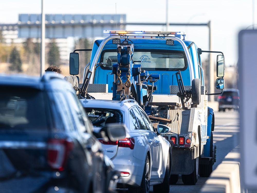 Calgary tow trucks not invited to collisions can now face lofty fine ...