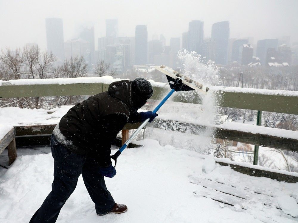 Snowfall warning: Brunt of storm to hit Calgary on Saturday | Calgary ...