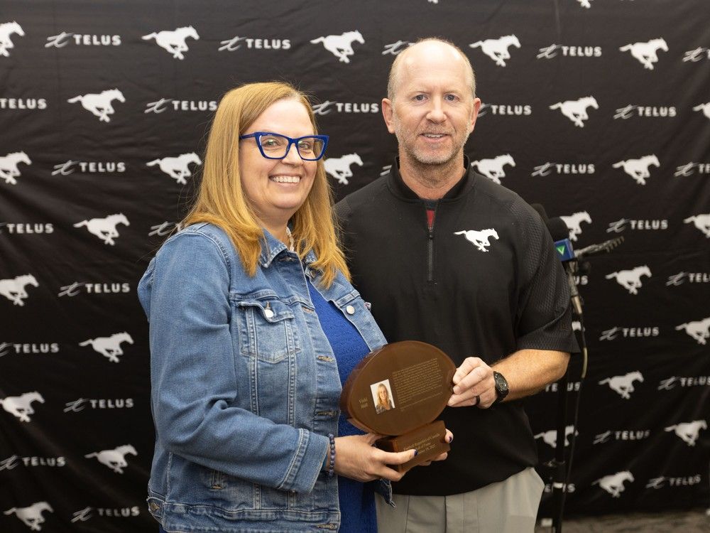 Vicki Hall's hall-of-fame journey saluted by CFL's Calgary Stampeders ...