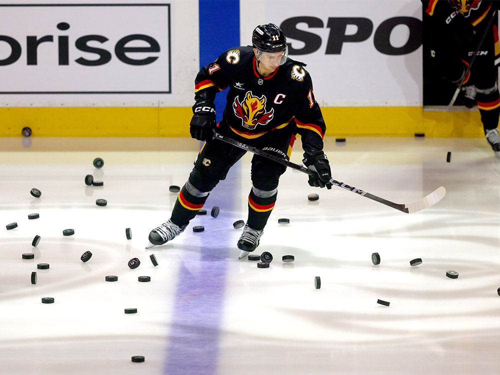 Flames get boost with leader's return to lineup vs. Stars | Calgary Herald