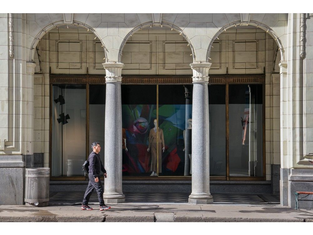 Ahead of stores' liquidation, Calgary shoppers seek sales at The Bay ...