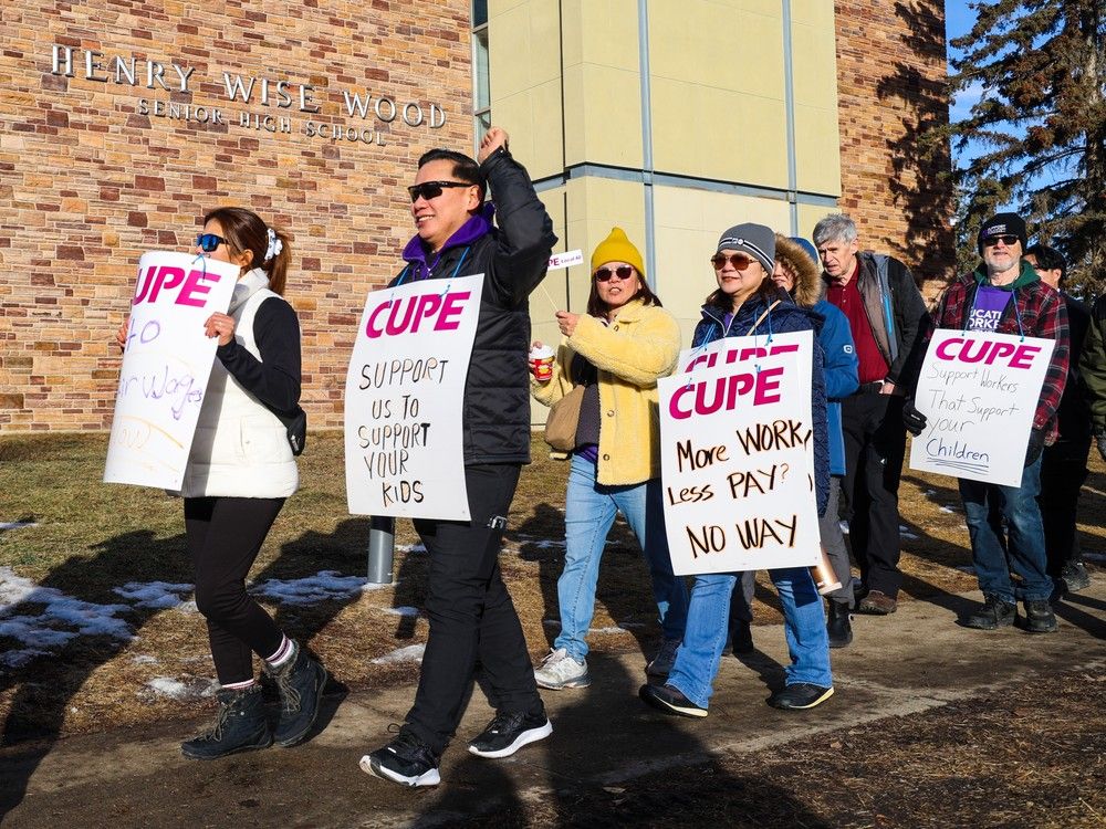 Alberta school support workers' strikes end after all deals ratified ...