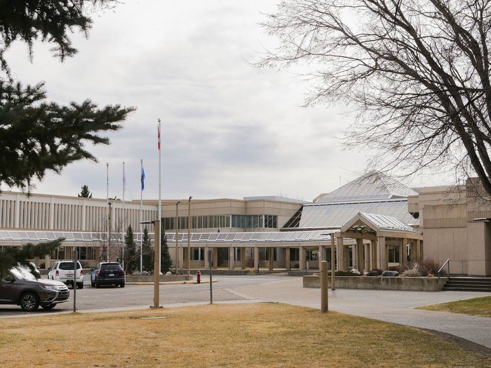 Lethbridge Polytechnic announces further program cuts, layoffs ...