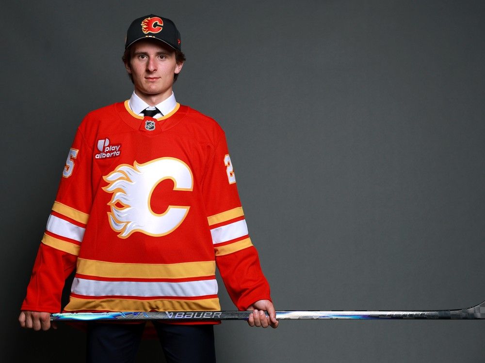 Flames draft high-scoring centre Cole Reschny | Calgary Herald