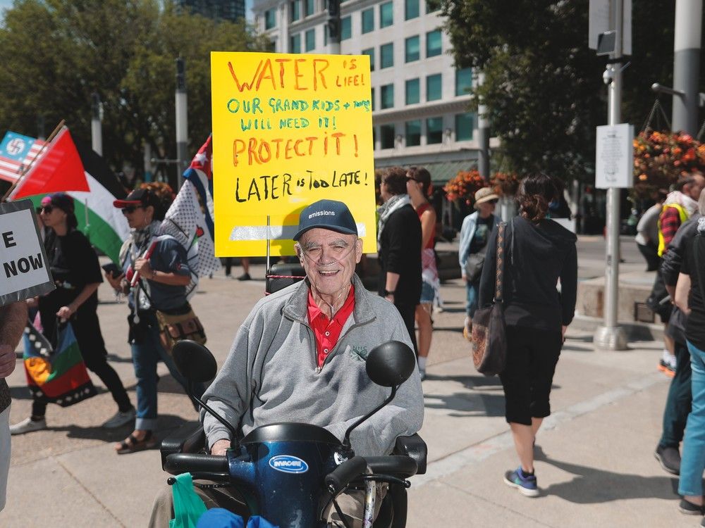 G7 summit live updates: Pilot violates no-fly zone | Protesters march ...