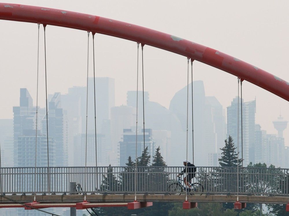 Wildfire updates: Blueberry Mountain evacuation order expanded ...