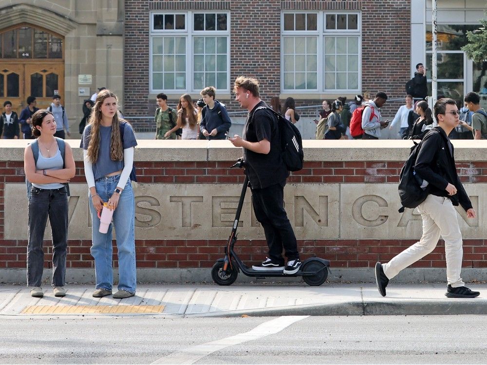 Shell Centre in downtown Calgary leased to Canadian Natural Resources ...