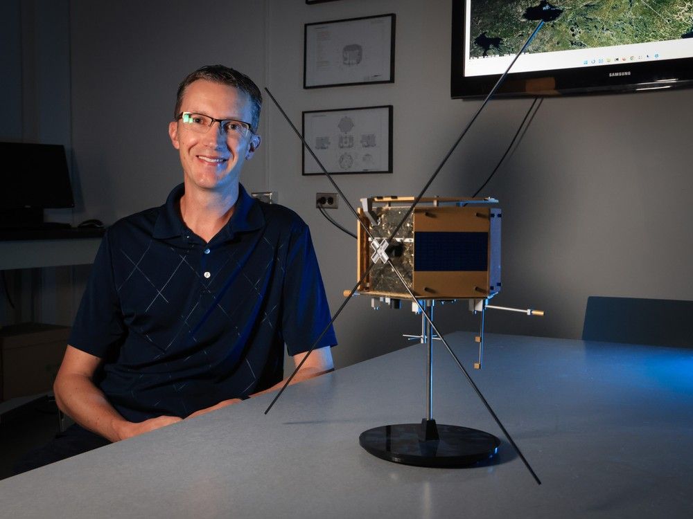 Why scientists are worried about dead satellites becoming space junk ...