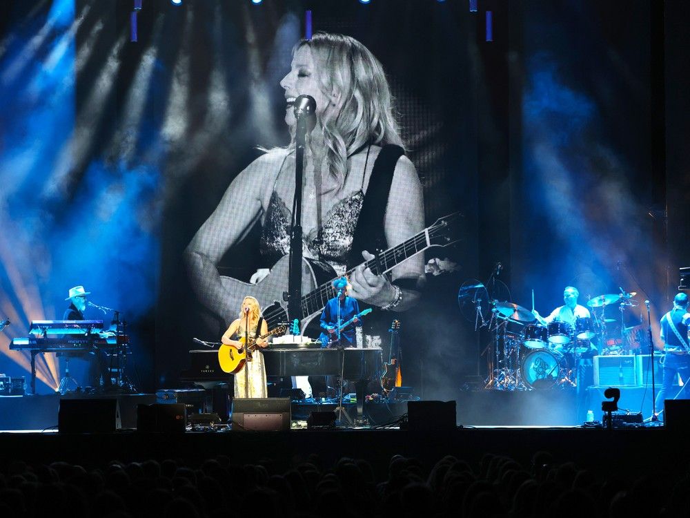 Canadian singer-songwriter performs classic 1993 third album | Calgary ...