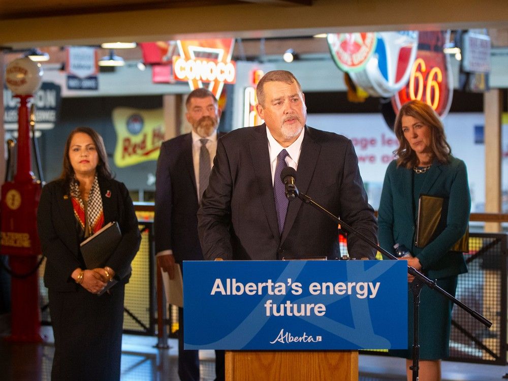 Alberta to lead push for new pipeline to Canada’s West Coast | Calgary ...