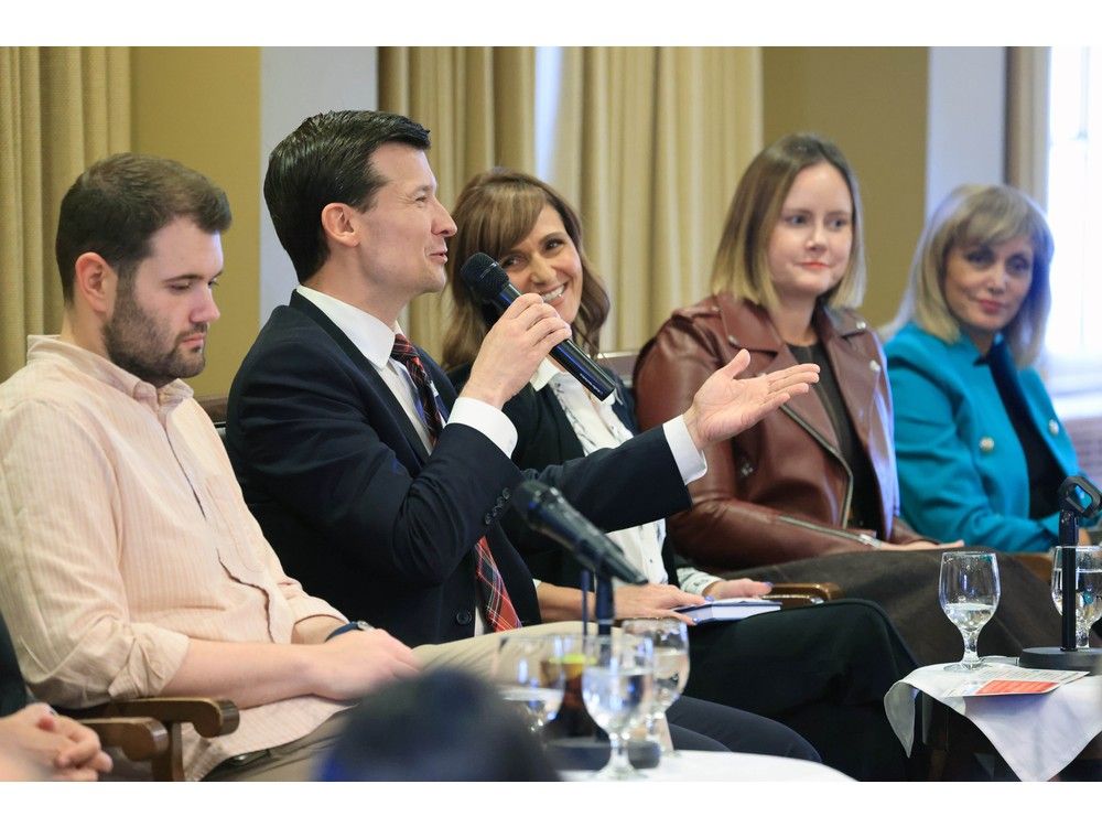 Amicable mayoralty debate at Kerby Centre focuses on seniors' issues ...