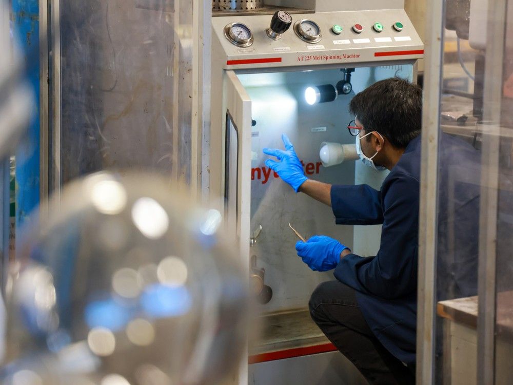 UofC breaks into top five research universities in Canada | Calgary Herald