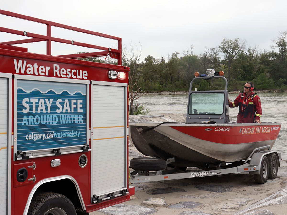 Dog missing, two people rescued from Bow River ice on Sunday | Calgary ...
