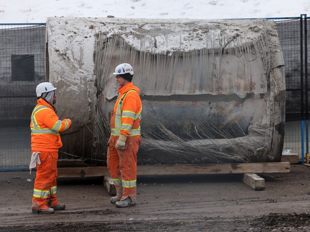 Mayor issues stark warning as water use continues to exceed limits ...