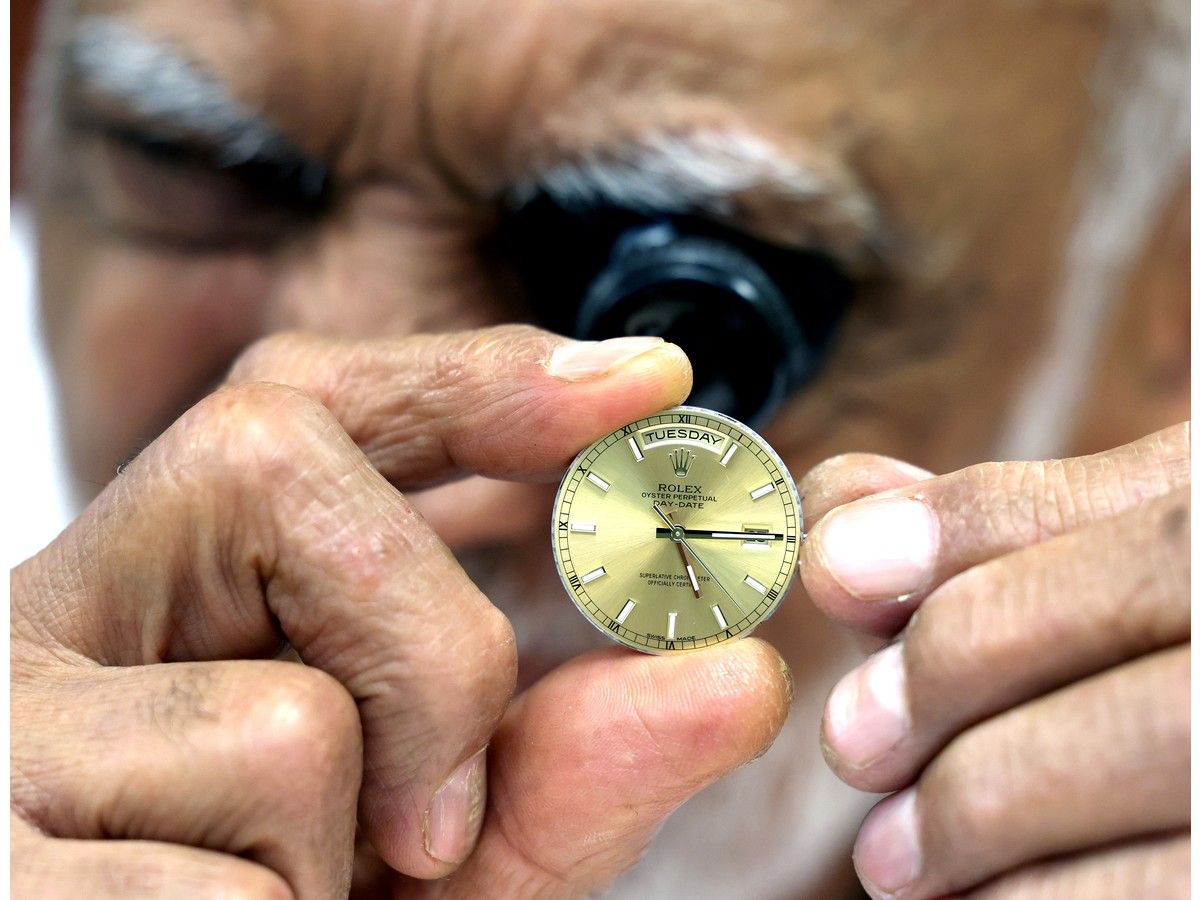 Time doesn't stand still for master craftsman with a love of Omegas ...