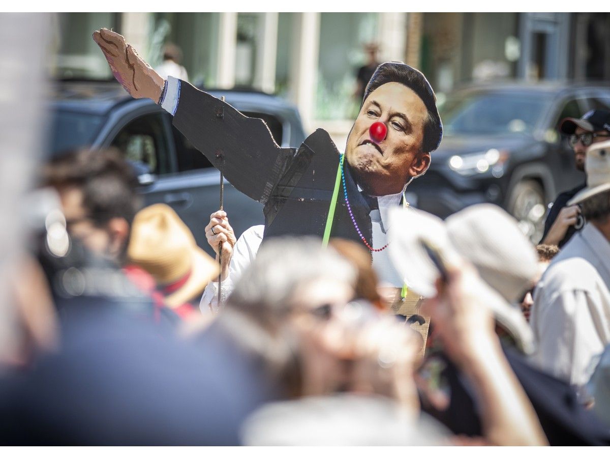 Cooler heads need to prevail to prevent U.S.-style political chaos ...