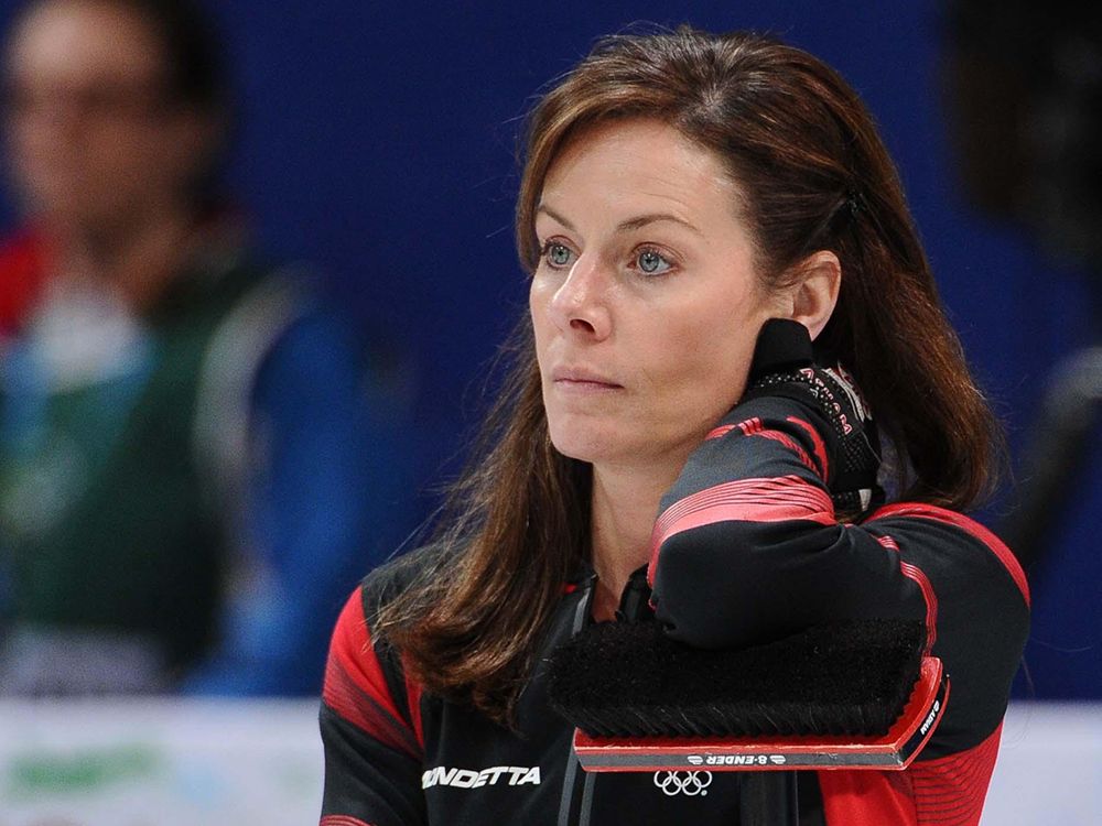 Cheryl Bernard slides into playoff round of senior curling nationals ...
