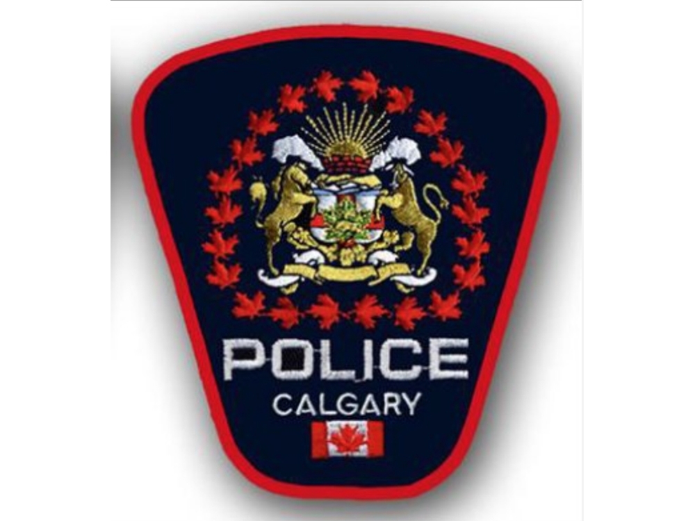 Calgary police officers sporting new shoulder flashes | Calgary Sun