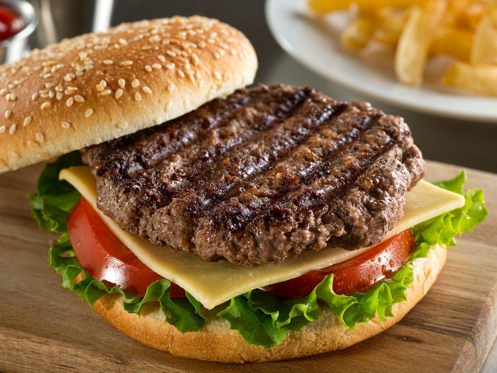Gerry Forbes: Calgary burger joints go for guts and glory | Calgary Sun