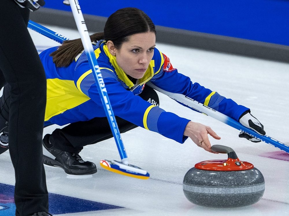 Alberta's Laura Walker doing everything right to make Scotties run ...