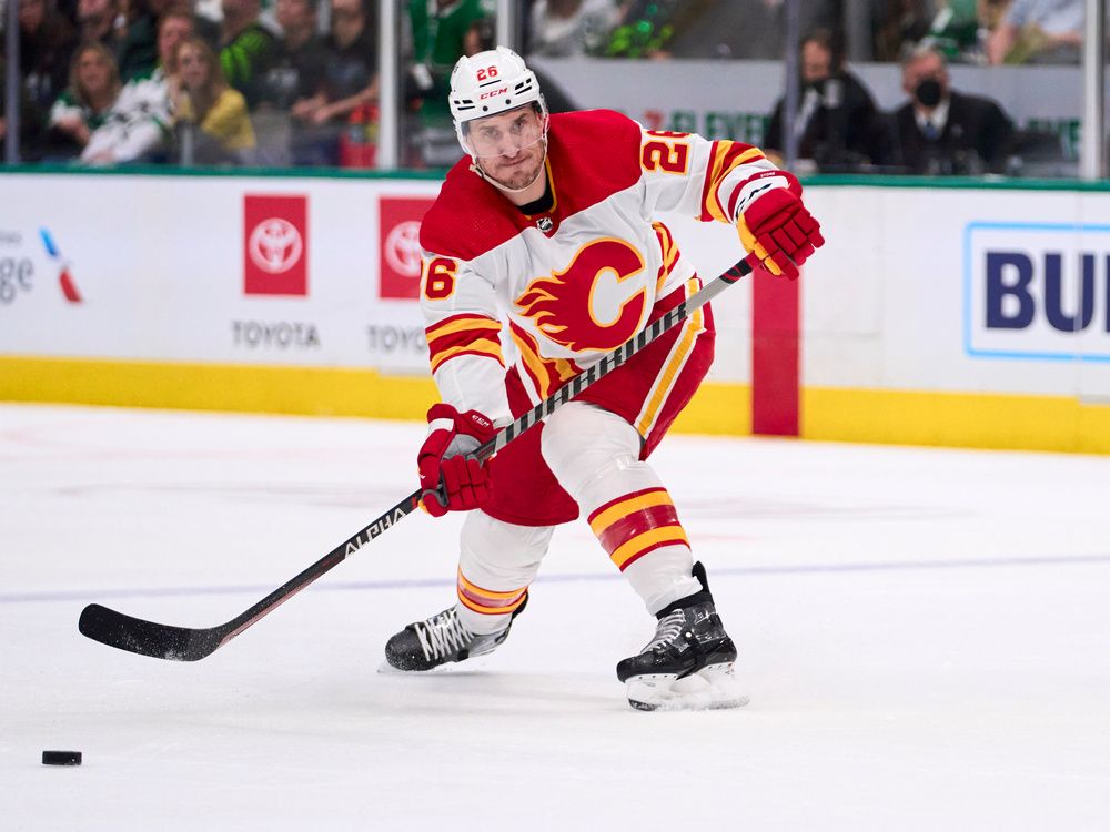 Michael Stone accepts tryout offer from Flames | Calgary Sun