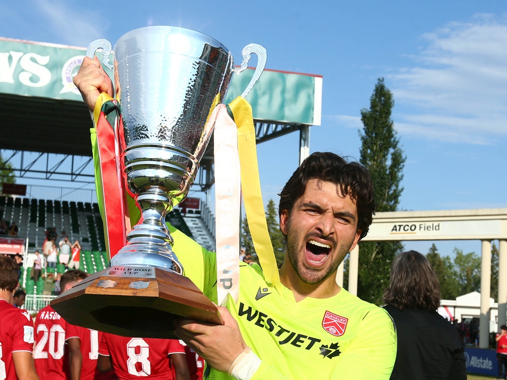 Cavalry FC's Marco Carducci wins CPL's goalkeeper-of-the-year award ...